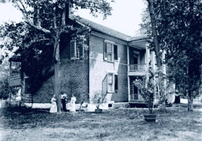 Springfield: 200-Year-Old Mansion Survives, Now in the Midst of ...